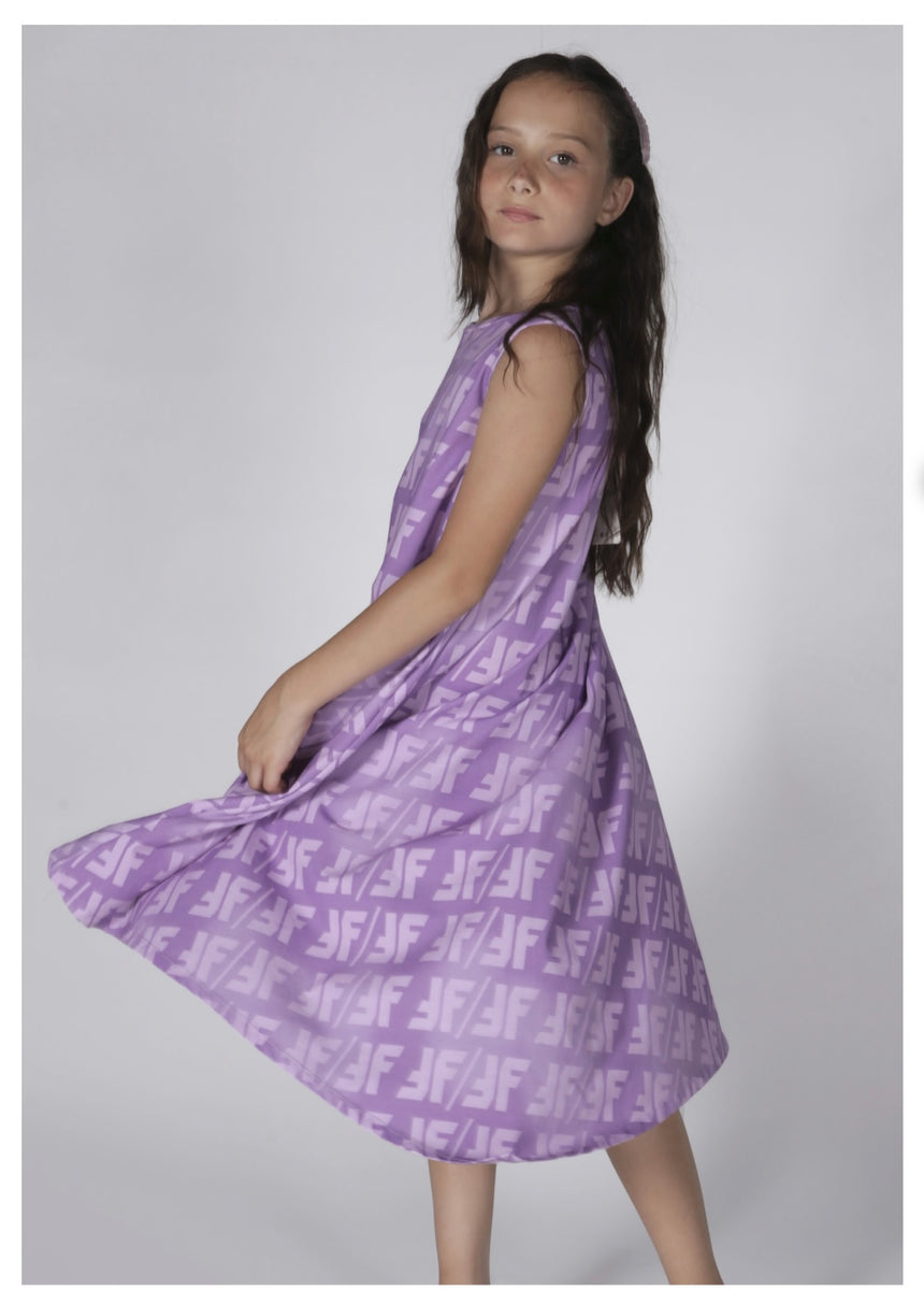 V. Morado Ff – Baby Patisserie Fun And Chic